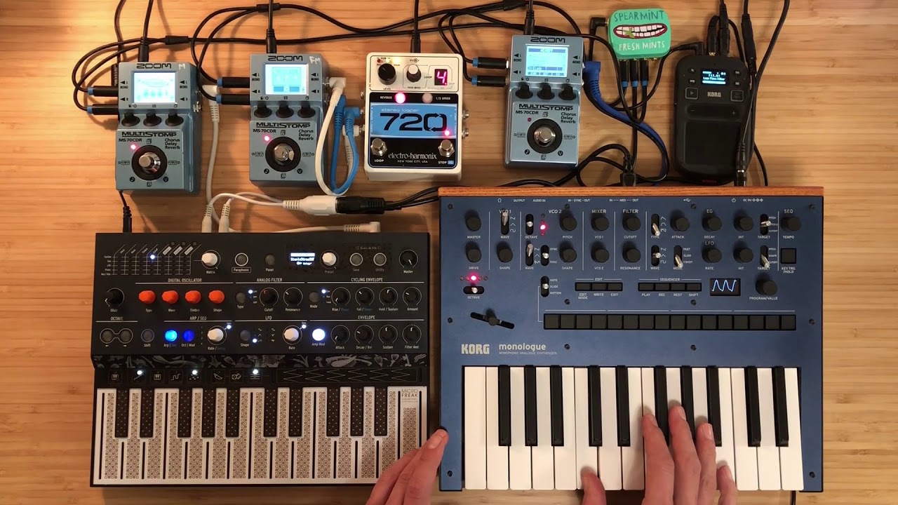 Arturia MicroFreak, Korg Monologue jam - MicroStrings - YouTube