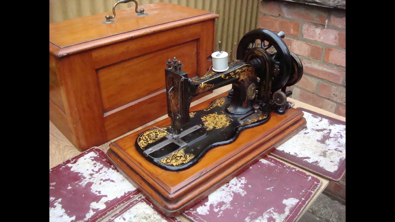 Antique Old Vintage hand Crank Singer Sewing Machine Model 12K See ...