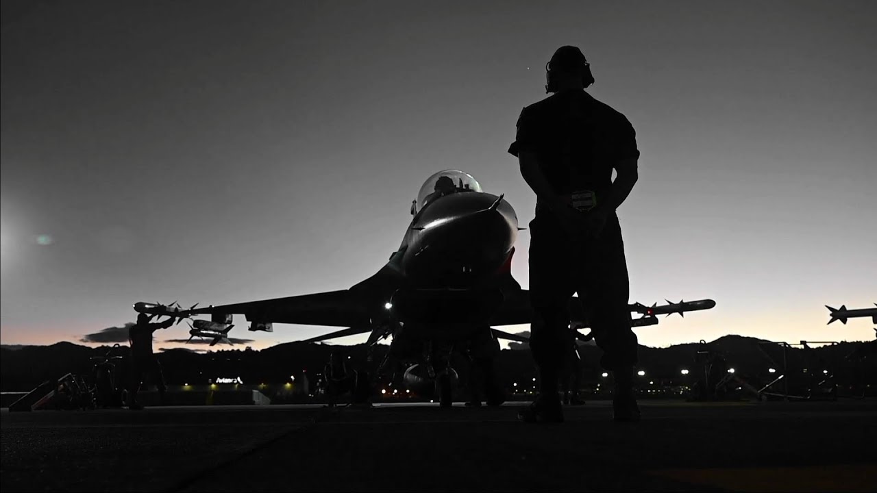 50 Years of the Mighty F-16. - YouTube