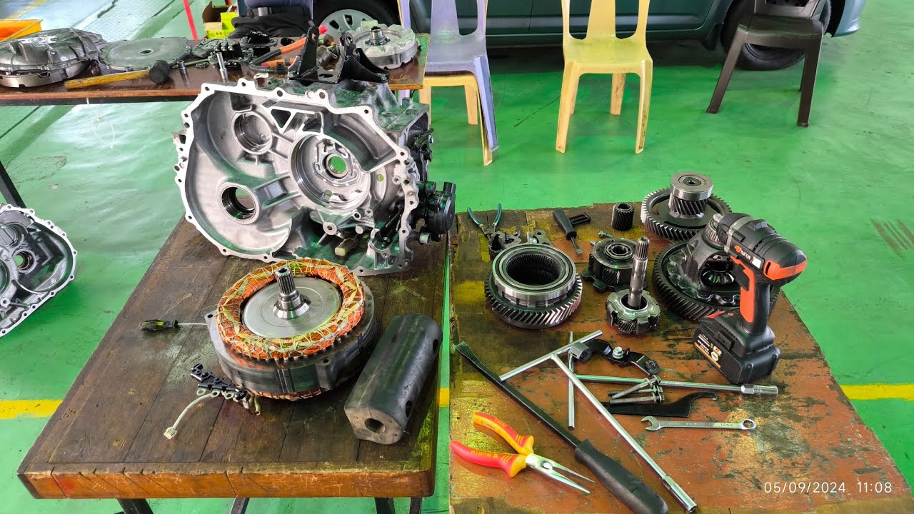 Prius Hybrid Gen 3 eCVT P410 Transmission Overhauling. Part 1 - YouTube