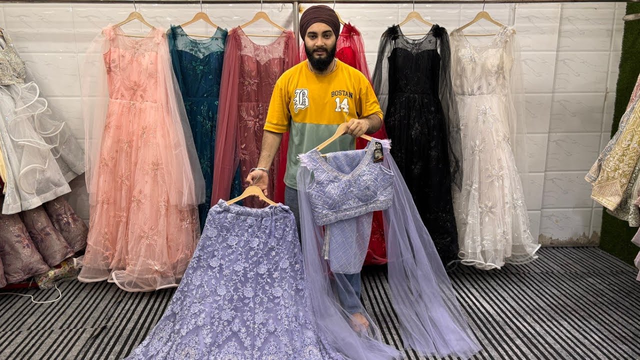 Pari Designer Studio ! New Unseen Exclusive Pattern Designer Dresses ...