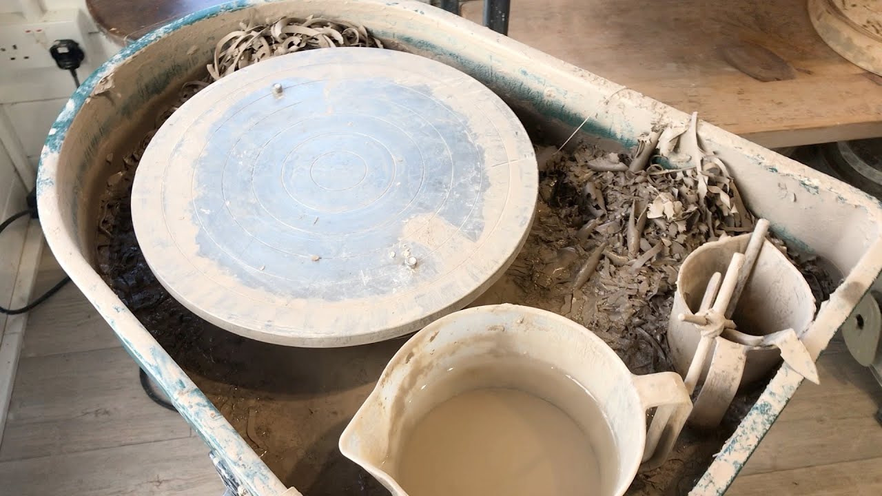 How To Clean Your Potters Wheel - the easy way! - YouTube