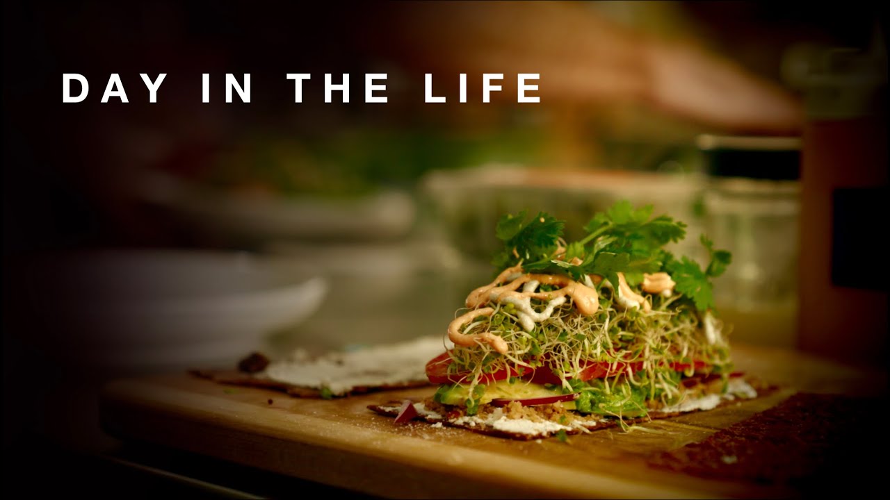 Day In The Life of A Raw Vegan Chef - YouTube