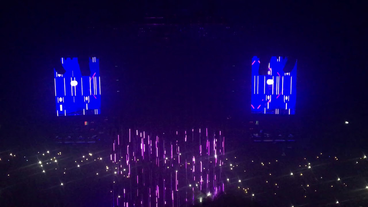 The Bandito Tour (Dublin,Ireland) Neon Gravestones by Twenty one pilots ...