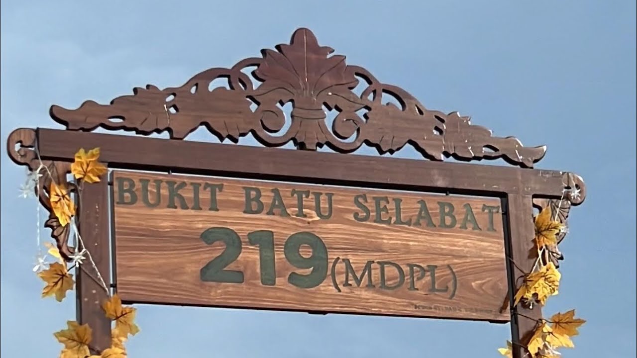 Hiking : Bukit Batu Selabat. (18 November 2023) - YouTube