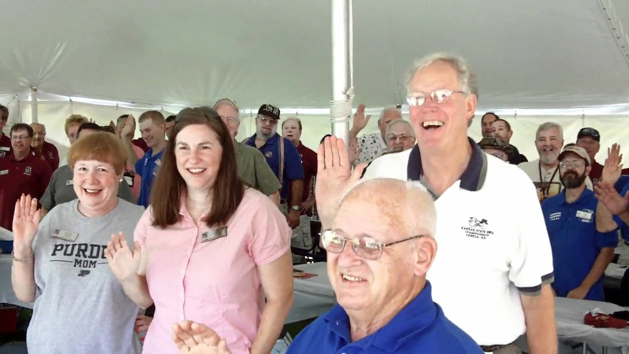 A Flying Judge Administers the KCBS Judges Oath - YouTube