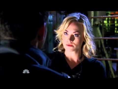 Chuck.S05E06 - Pissed off Sarah is scary