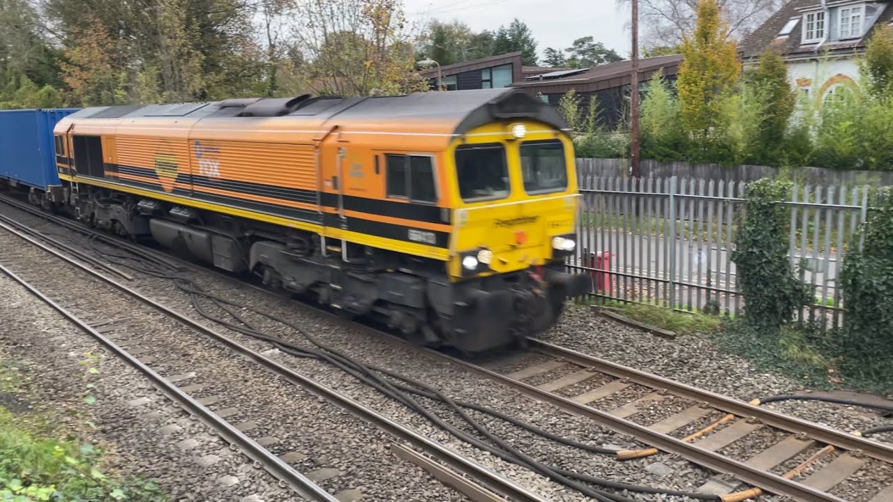 Class 66 | 66413 | Freightliner - YouTube