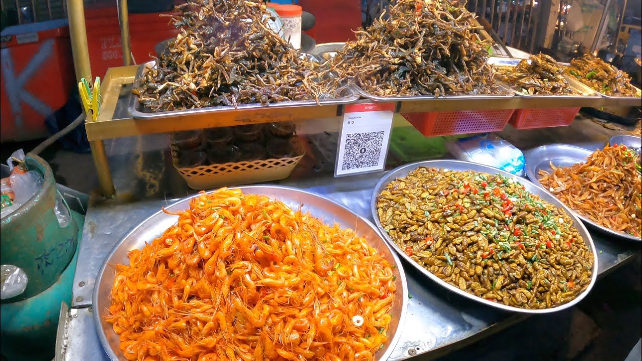 Amazing Cambodian street food in Phnom Penh city - Delicious Exotic ...
