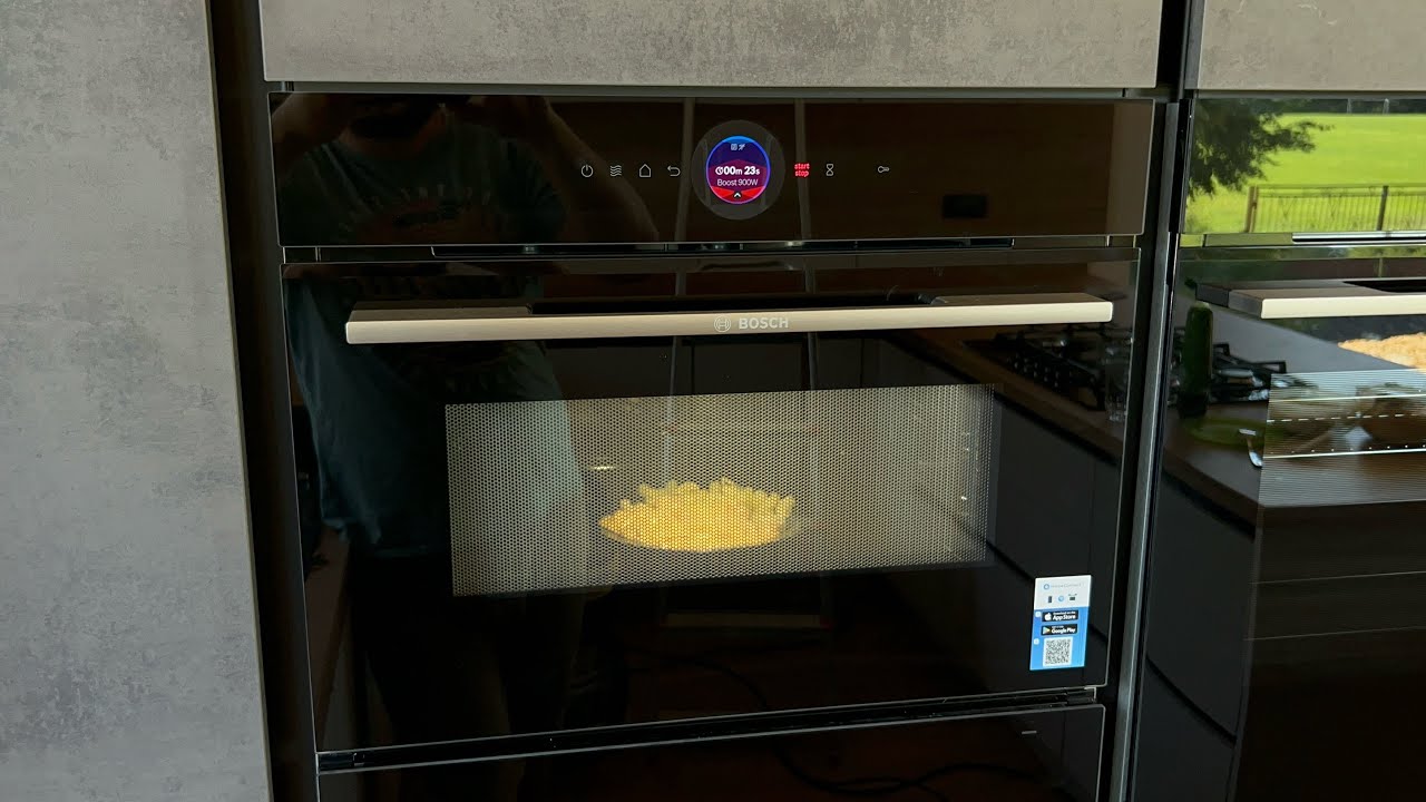 Bosch CMG7241B1 Series 8 Compact oven with microwave - YouTube