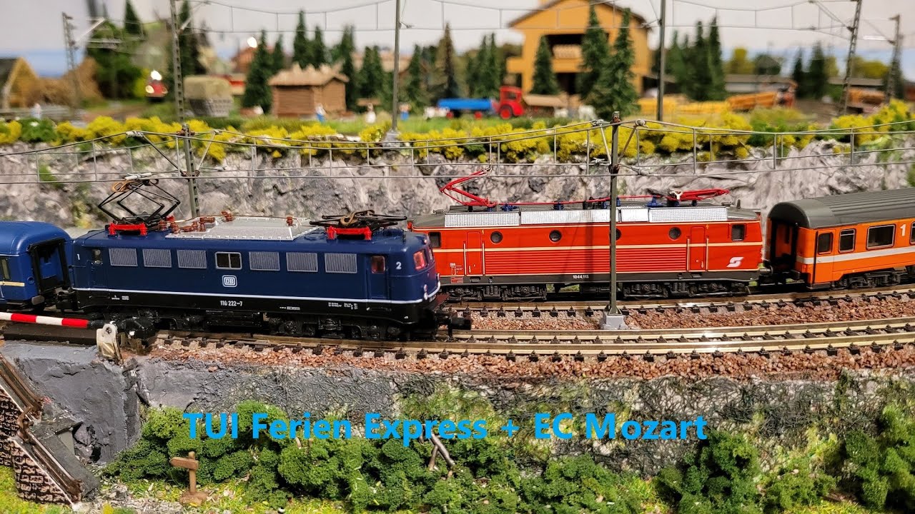 TUI Ferien Express trifft auf EC Mozart in Spur N (DB, ÖBB, SNCF) - YouTube