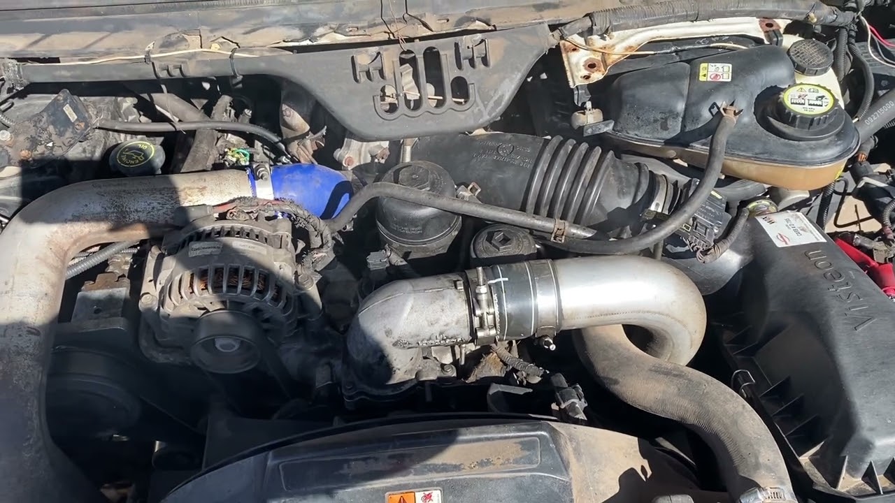 Ford F450 Powerstroke 6.0 Engine bay start - YouTube