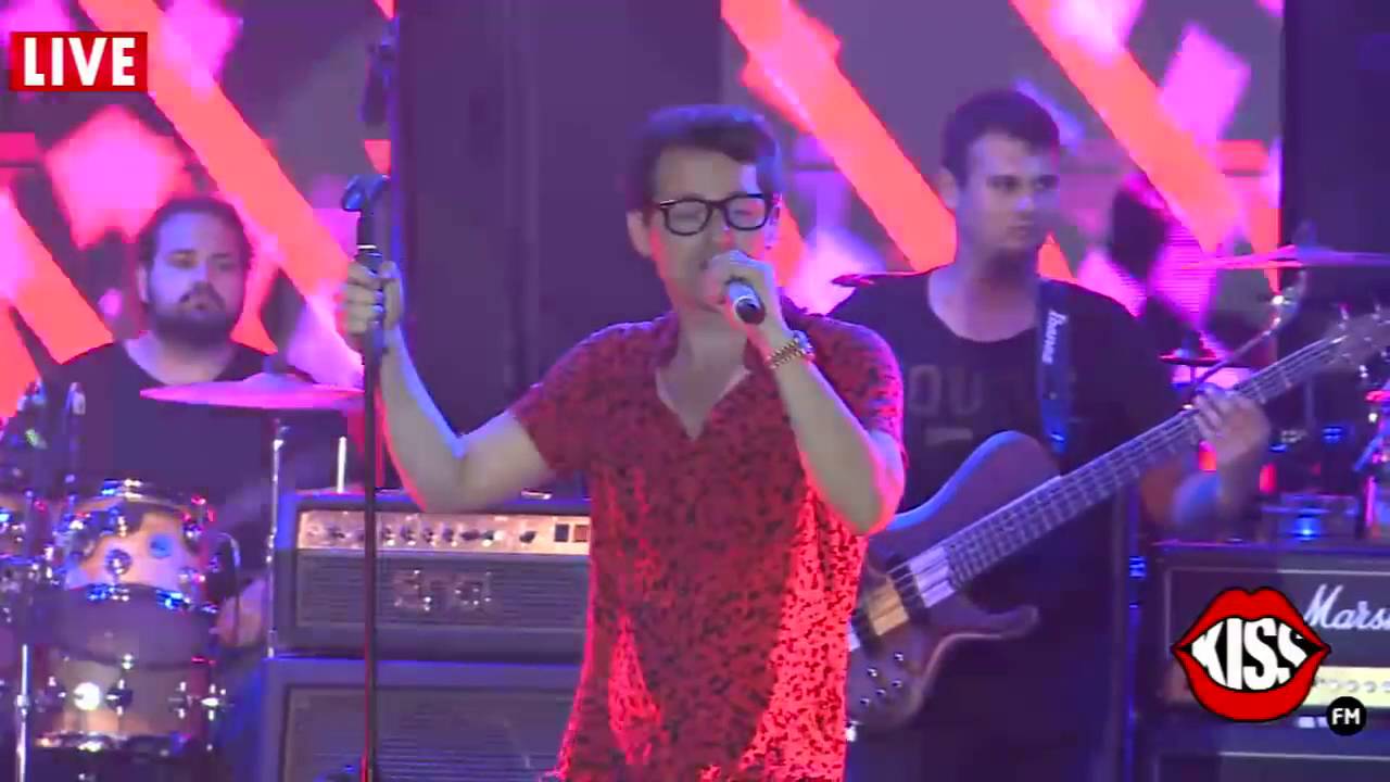 Akcent & The Band - Ti-am promis (LIVE @SummerKiss Constanta) - YouTube