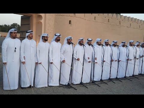 AL AYALA ARABIC TRADITIONAL DANCE IN AL AIN UAE 🇦🇪 - PART OF EID ...