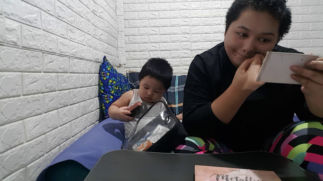 FREE RANGE BABY! (Doing my makeup routine with Zac Zac) - YouTube