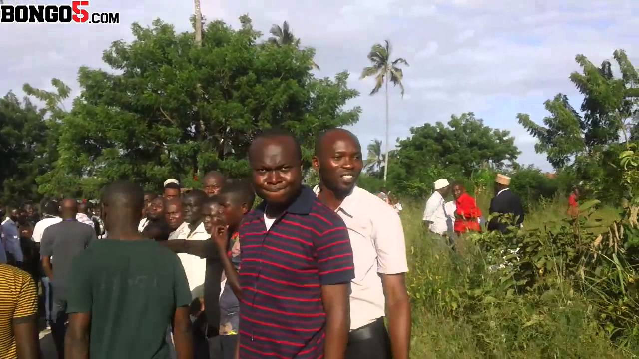 Mazishi ya Mzee Small Tabata Dar es salaam - YouTube