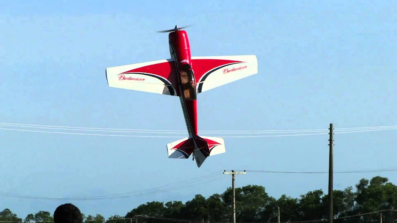 Yak 54 AeroWorks 33% - Lucas Mota - YouTube