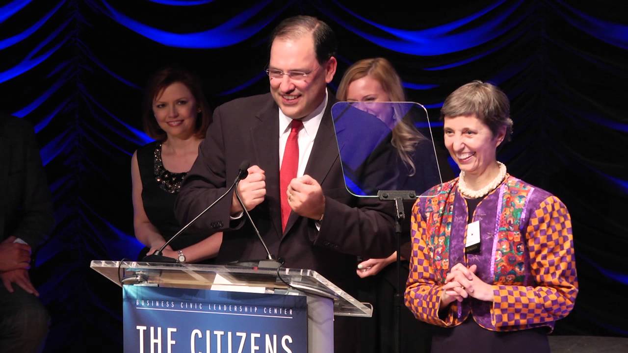 IBM's Ann Cramer Accepting the Lifetime Achievement Award for Corporate ...