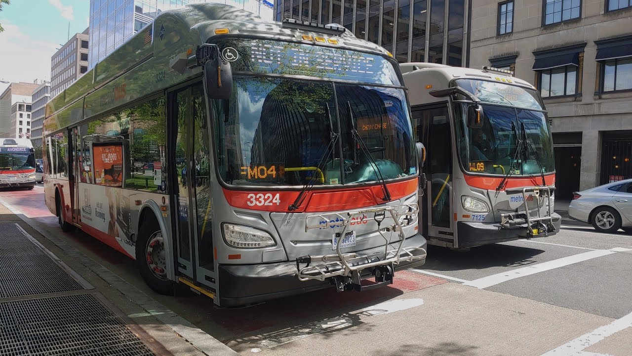 WMATA Metrobus 2012 New Flyer XDE40 #7125 on Route L2 - YouTube