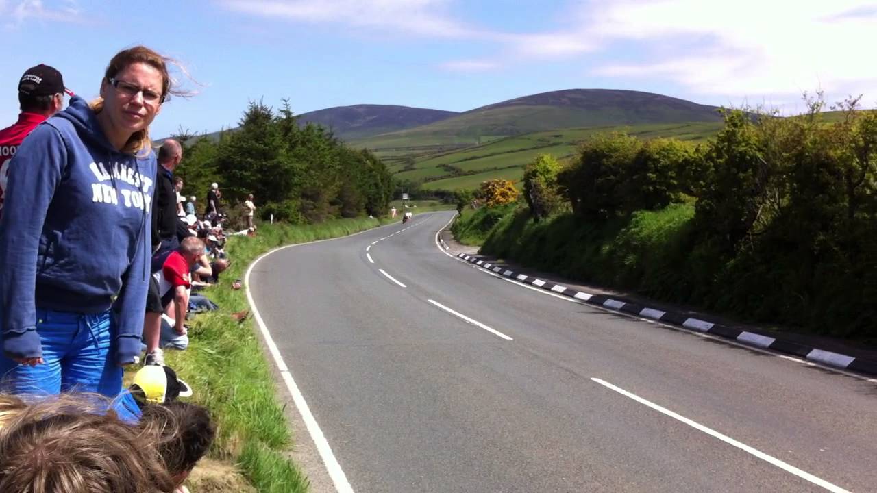 IOM TT 2013 Supersport Race 2 11th Milestone - YouTube