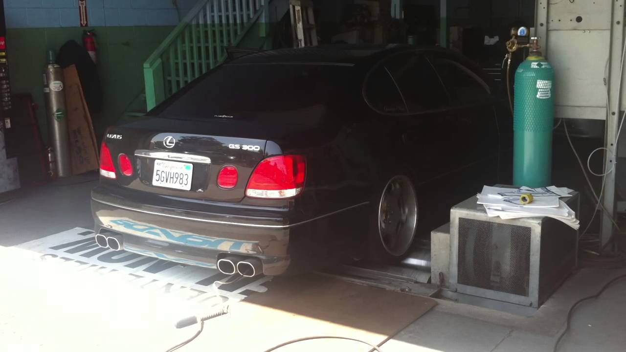 Lexus GS300 Fabulous Quad Exhaust Low RPM - YouTube