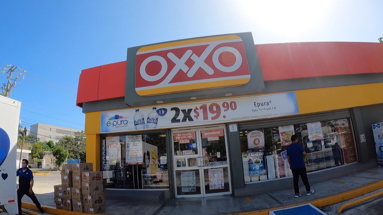 What You Can Find at a Mexican Convenient Store - YouTube