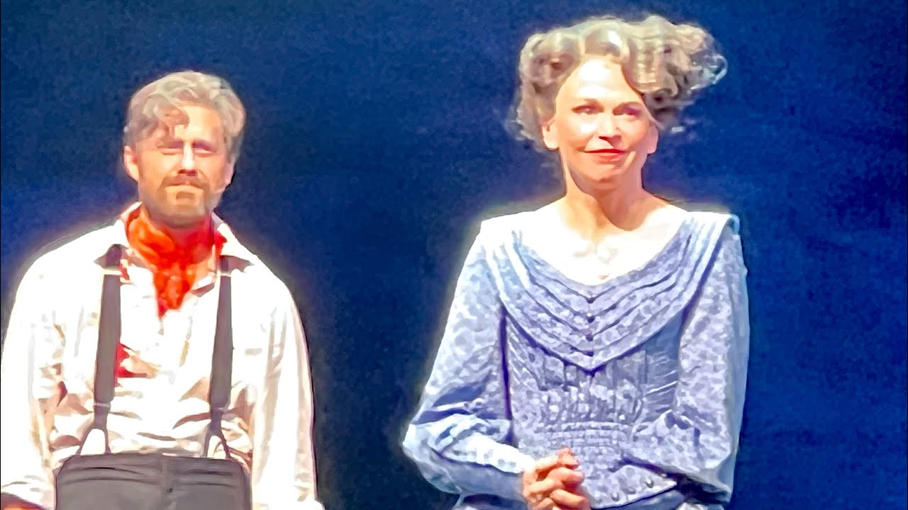 Sutton Foster and Aaron Tveit in first Sweeney Todd Performance ...