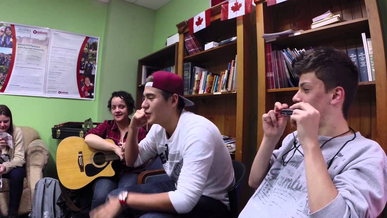 Omnicom's Live Music Jam - YouTube
