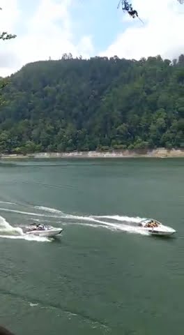 Waww ada kapal boot di Sarangan 🤩 - YouTube