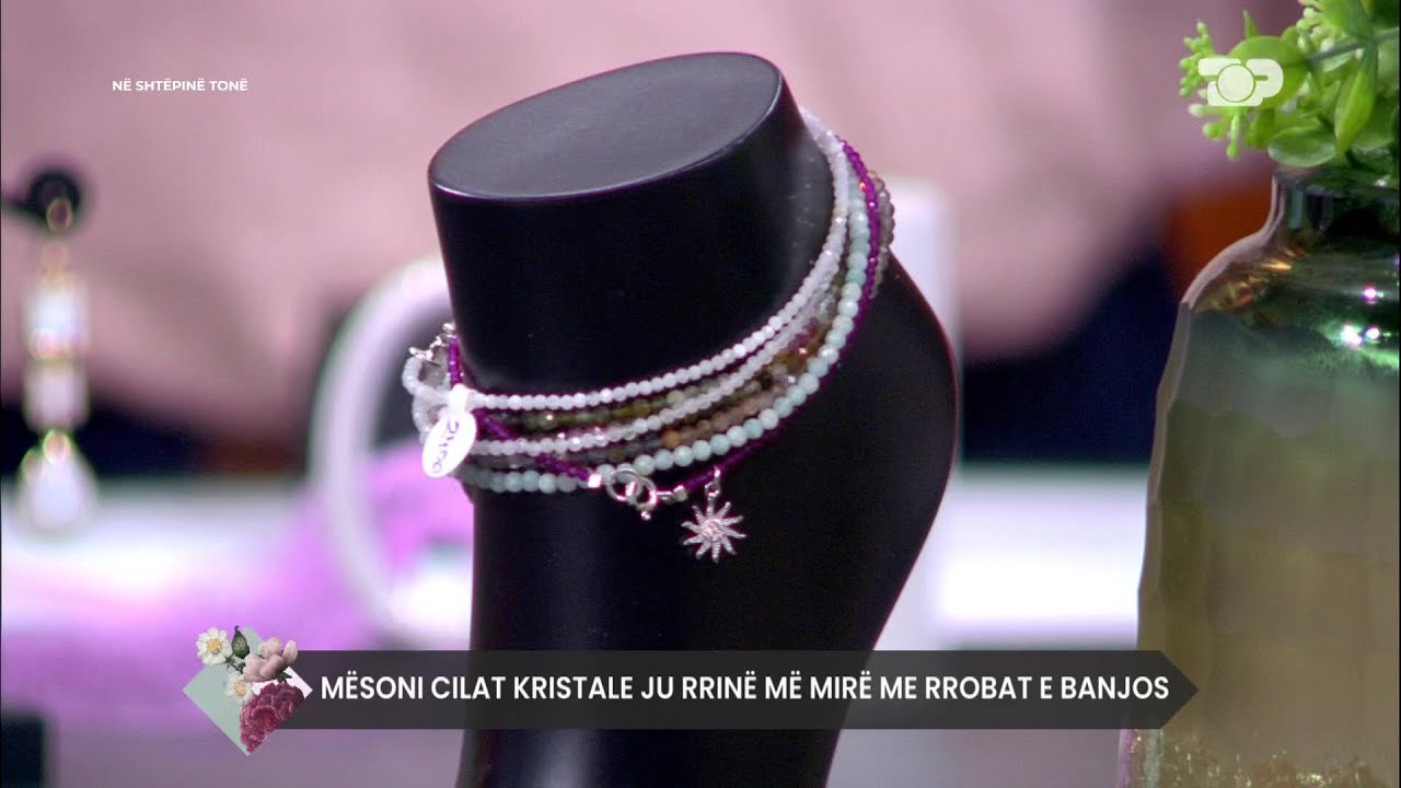 Perlat dhe koralet, kombinimet për këtë verë në plazh - Në Shtëpinë ...