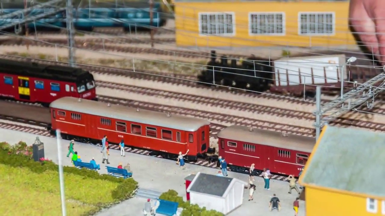 The Model Railroad layout at Flåm Railway Museum, Norway. - YouTube