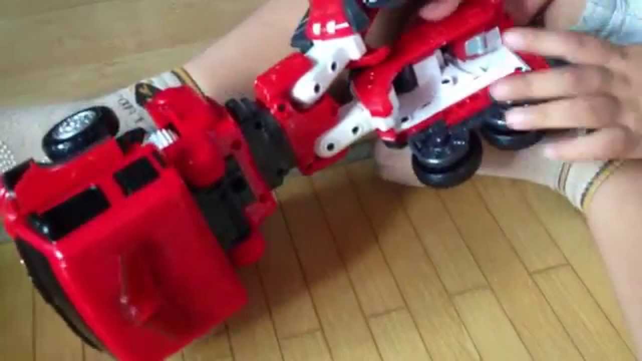 Tobot-R 로봇에서 소방차로 변신하는 모습의 동영상 - YouTube