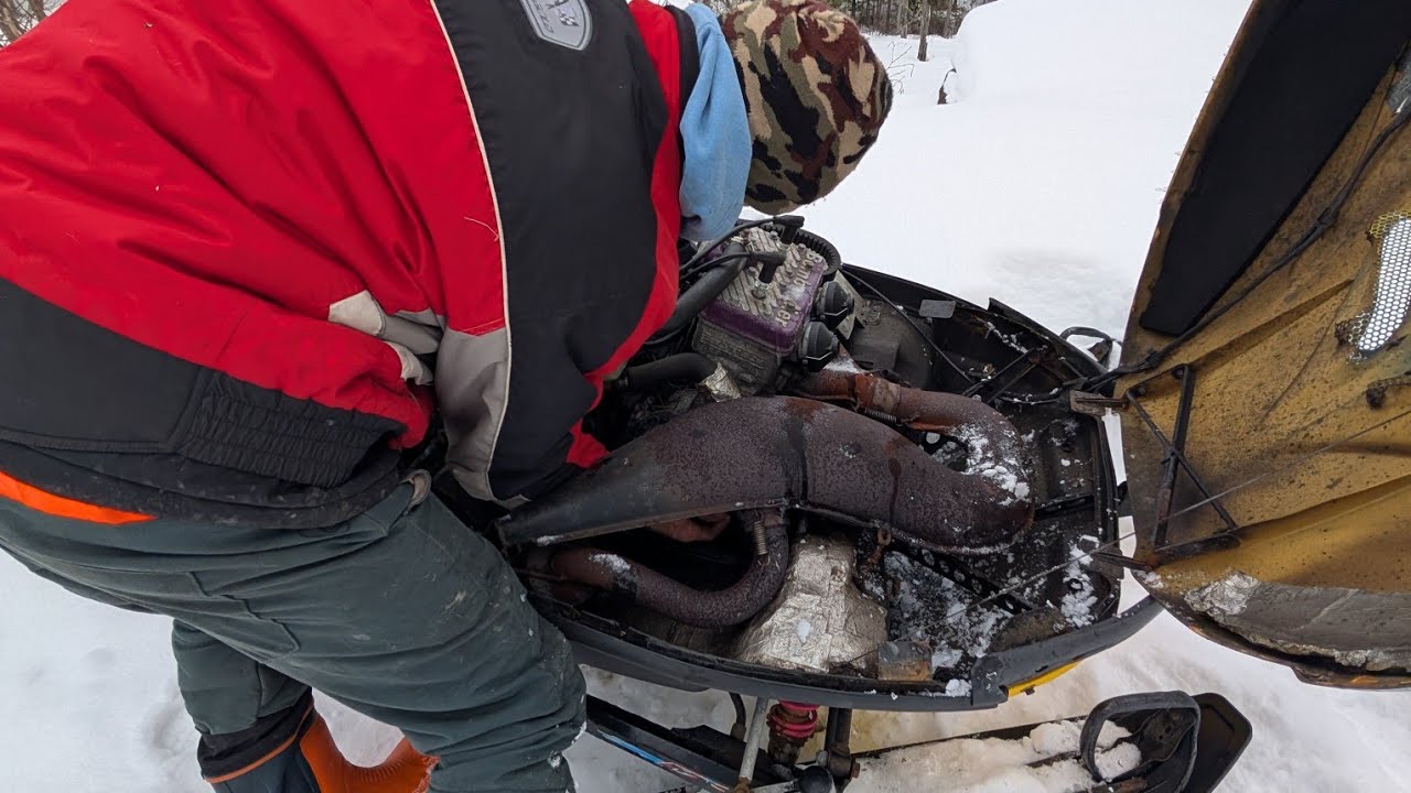let's take apart the crank from our broken snowmobile - YouTube