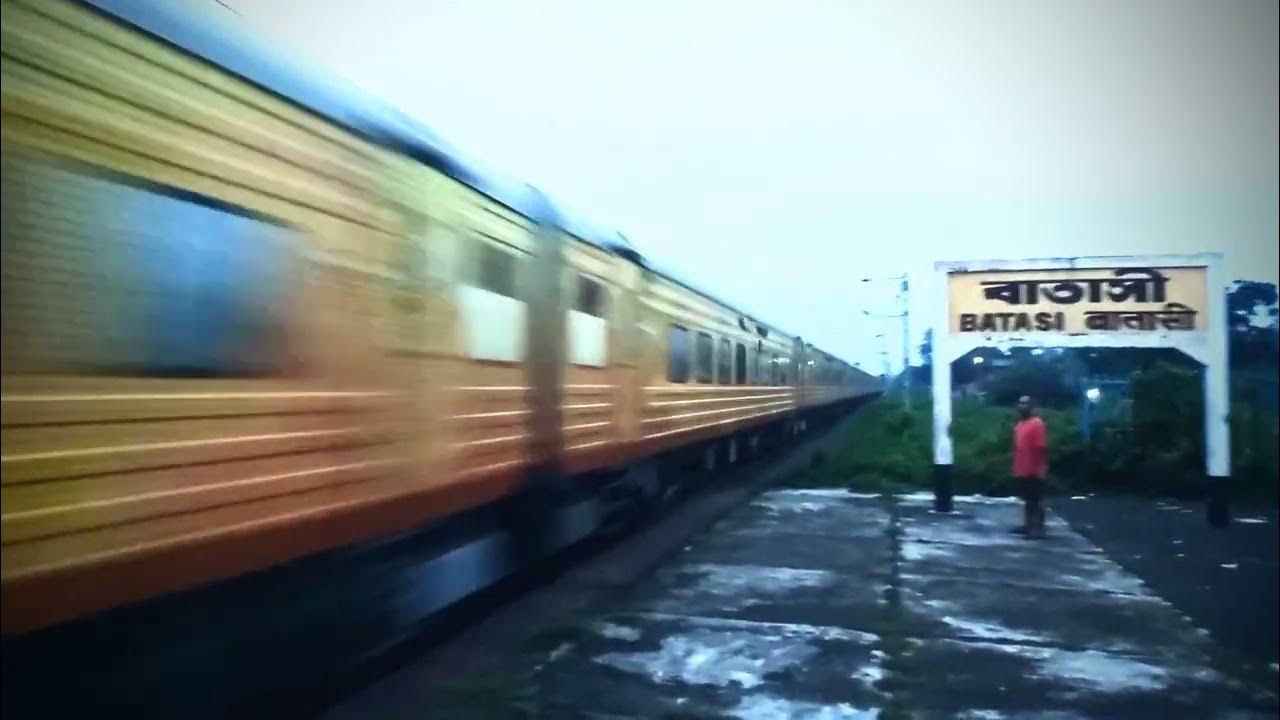 20501 Anand Vihar Terminal Tejas Rajdhani express Full Speed - YouTube