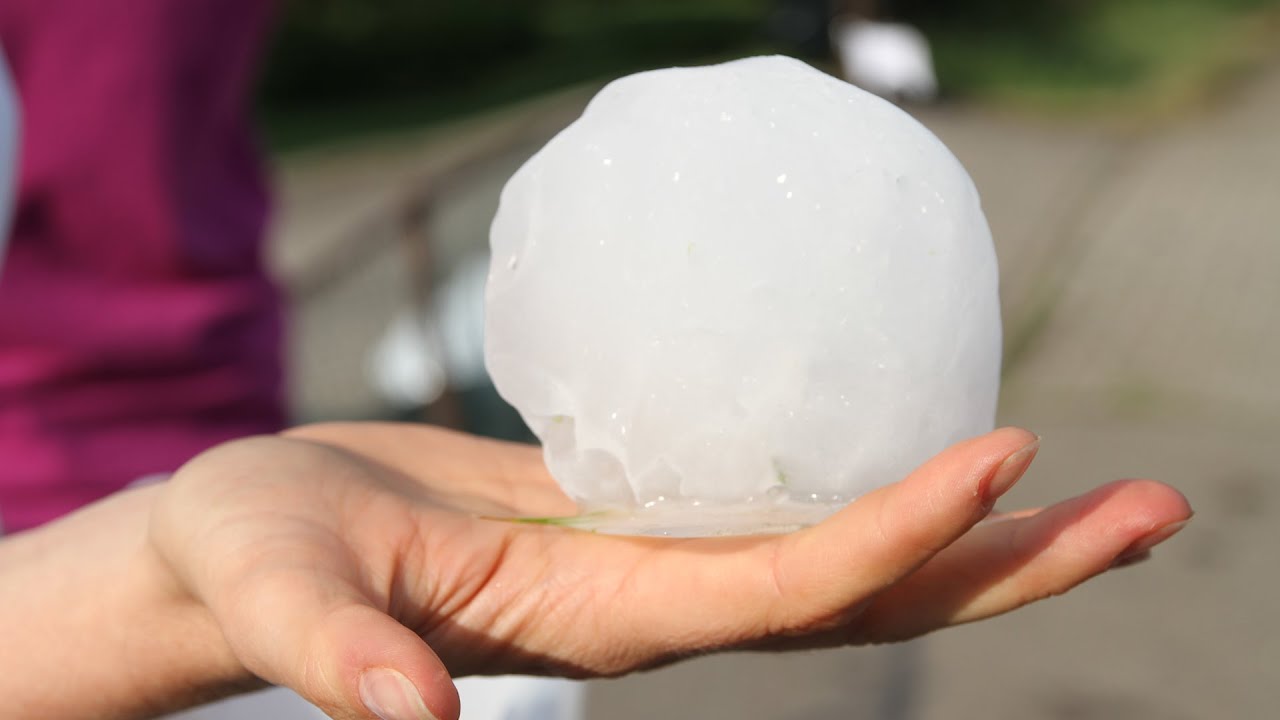 Rekordhagel in Deutschland - Hagelunwetter in Sonnenbühl 2013 - YouTube
