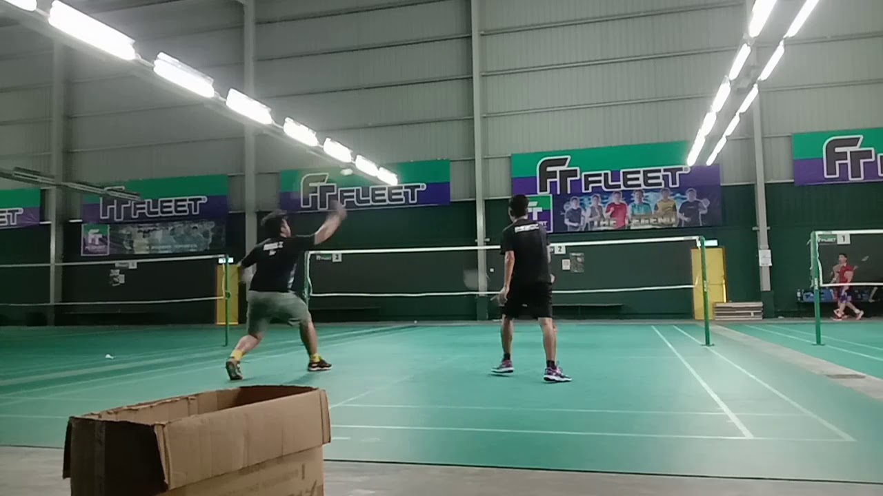 fun game 2 vs 1 training badminton - YouTube