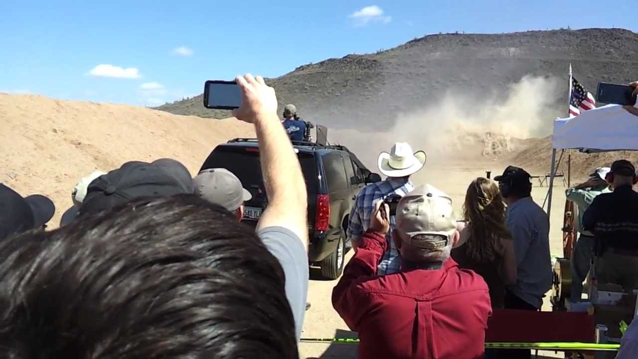 Dillon Aero Minigun Demo at AZ Outdoor Expo - YouTube