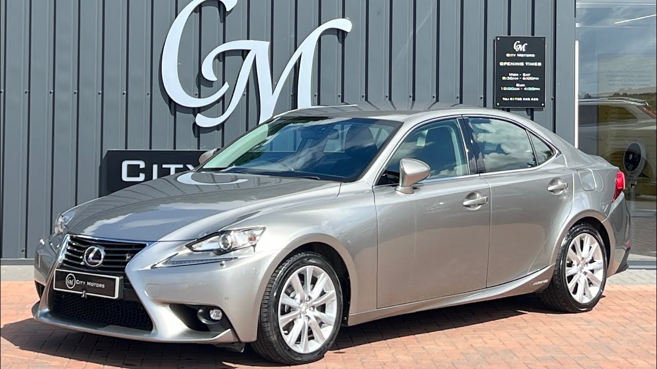 Lexus IS, 2.5 300h Executive Edition - YouTube