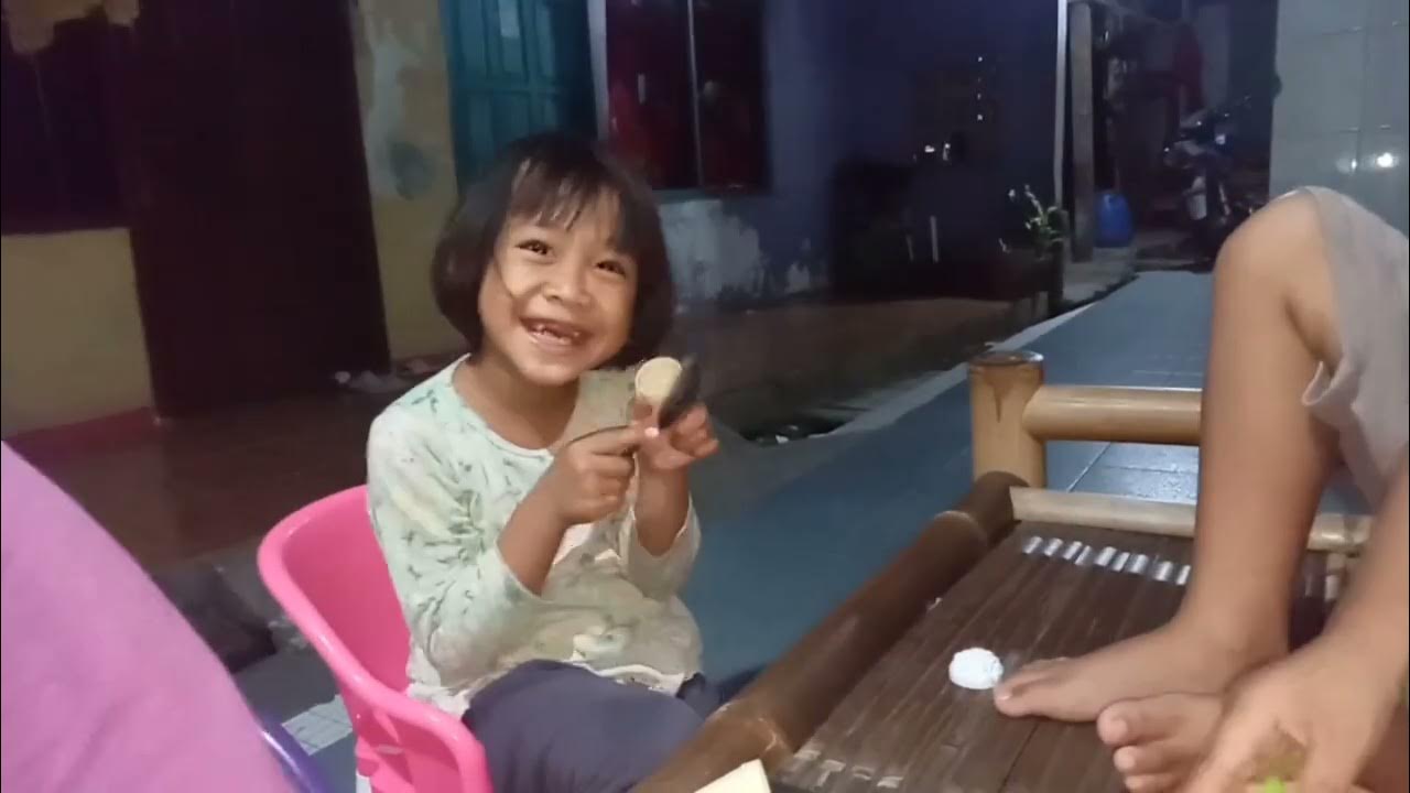 SERUNYA MAIN BARENG || Bermain Sweet Ice Cream - YouTube