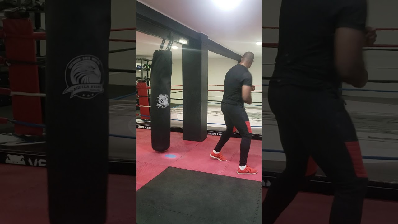 Combinaciones de patadas de Kickboxing - YouTube
