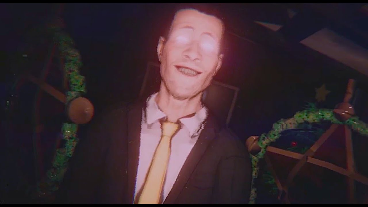 CHRISTMAS STALKER IN SEPTEMBER?! - YouTube