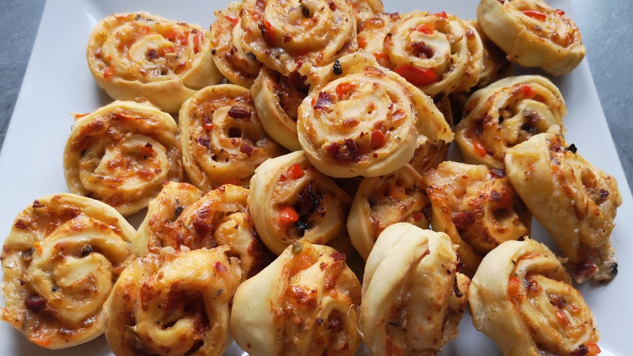 Rulo Pizza Tüm Püf Noktalarıyla/ Pizza Schnecken - YouTube