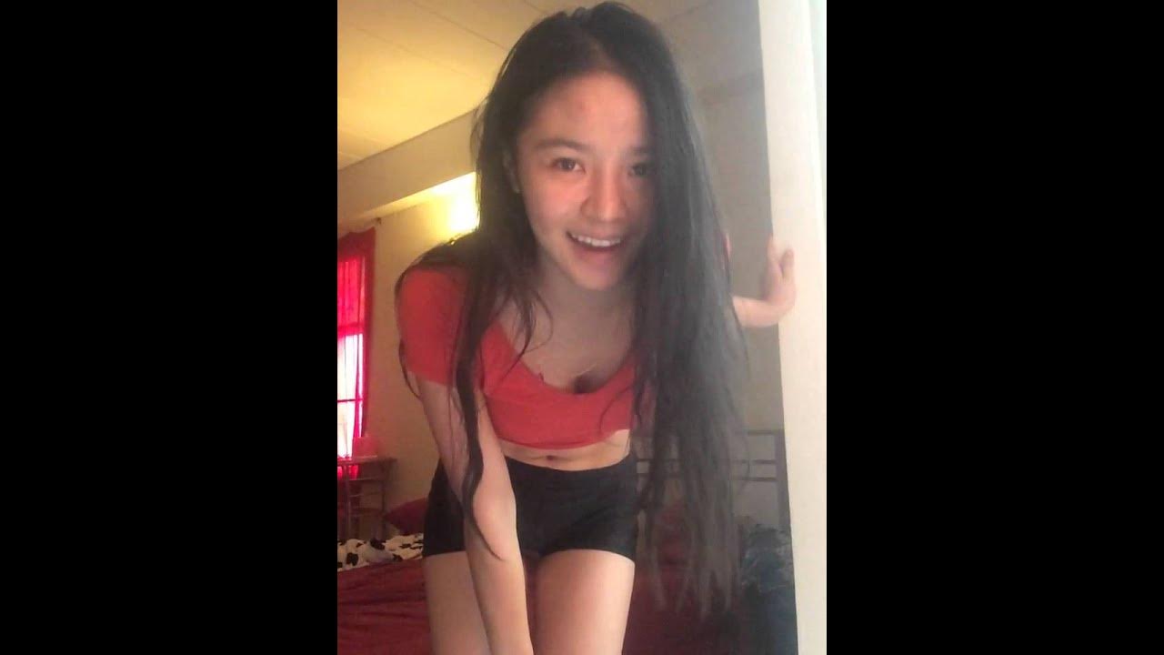 NONG FAH น้องฟ้ากับเสื้อแดงสุดเซ็กซี่ - YouTube