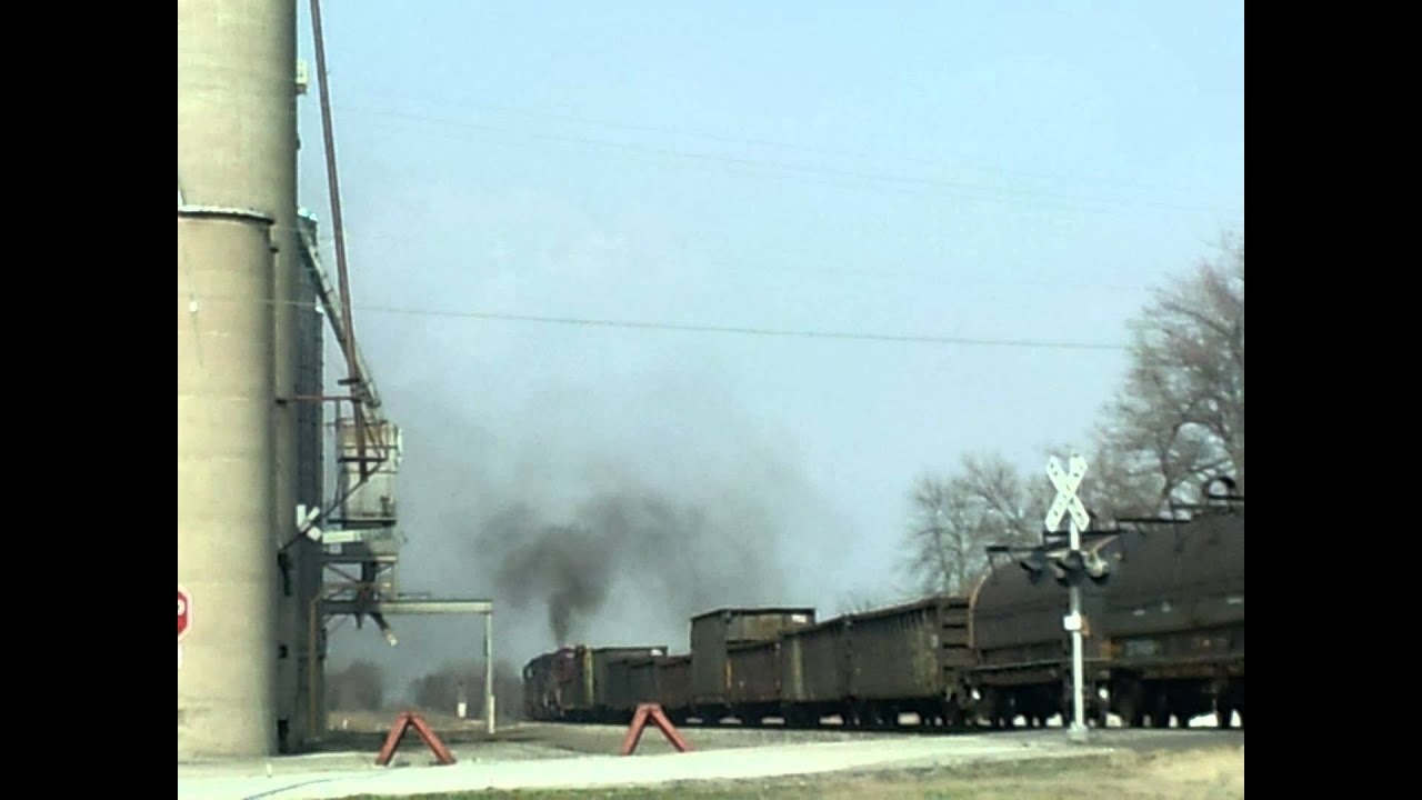 CSX Freight with JFDX #8045 in Custar, OH!!! - YouTube