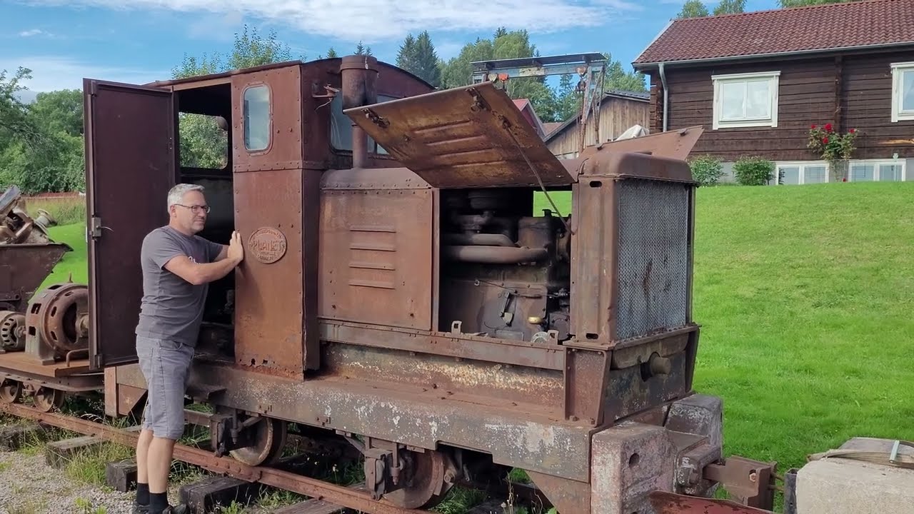 Lister JP 3 Engine Locomotive - YouTube