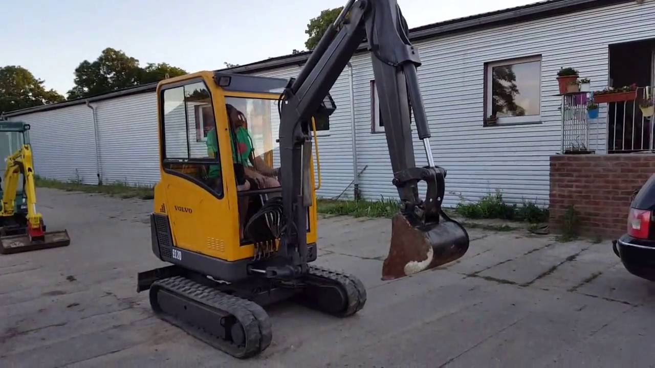 Volvo EC20 Minibagger - YouTube