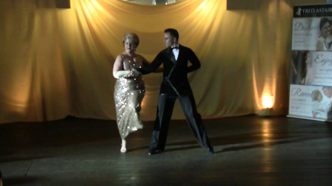 007 Showcase Debbie Gee – Rumba - YouTube