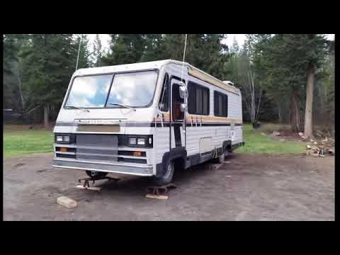 Chevrolet titan p30 motorhome - YouTube