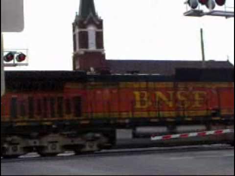 UP 7144 west, UP 7148 west, BNSF 4120 west - YouTube