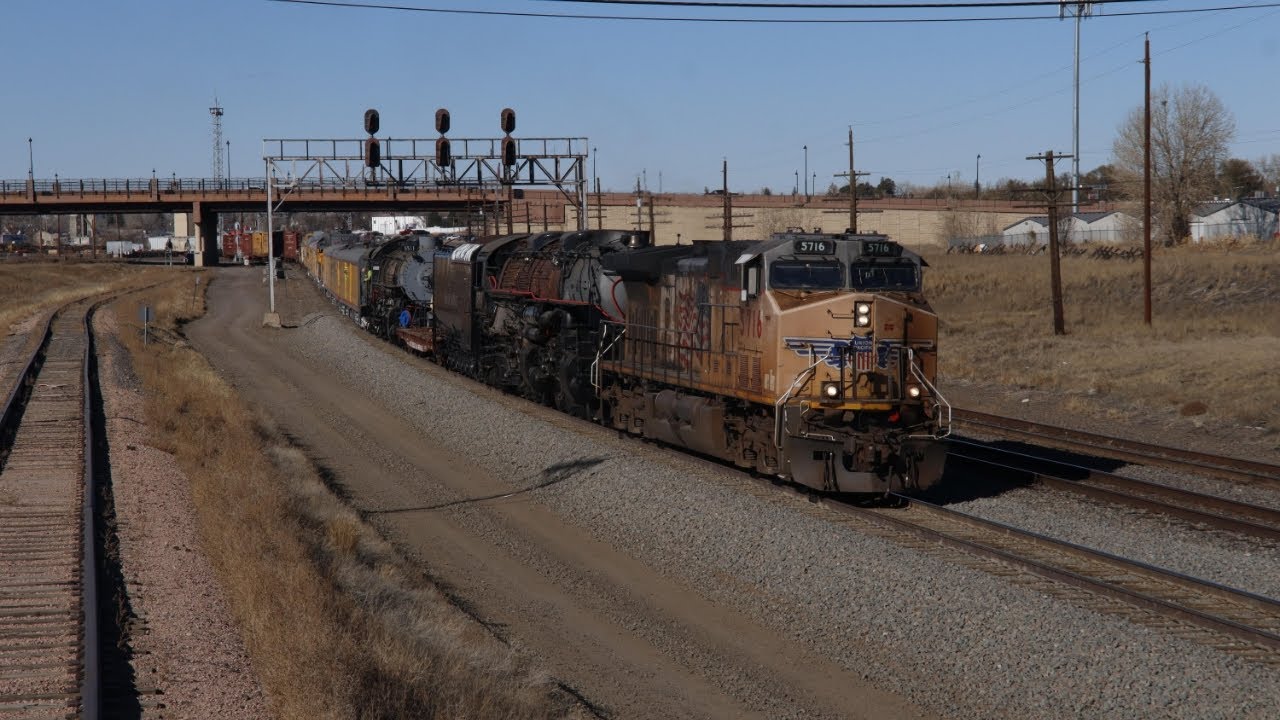The Union Pacific Silvis Equipment move Ft. UP #3985, #5511, #6936 ...